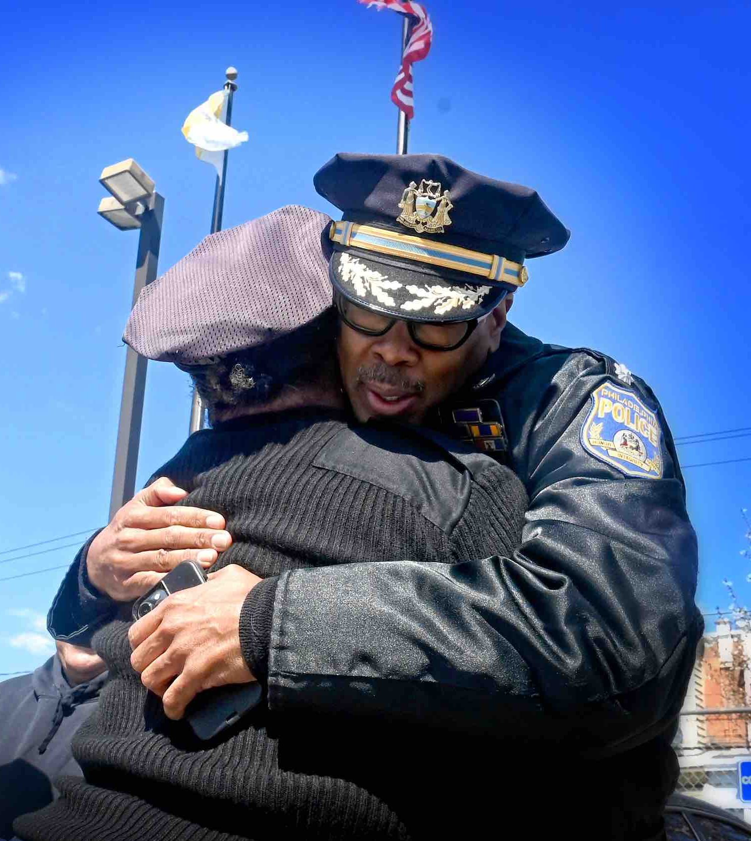 Donate | Philadelphia Police Foundation